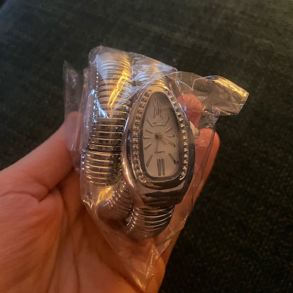 Accessories | New Adrian Balboa Talia Shire Rocky Iv Style Serpentine ...